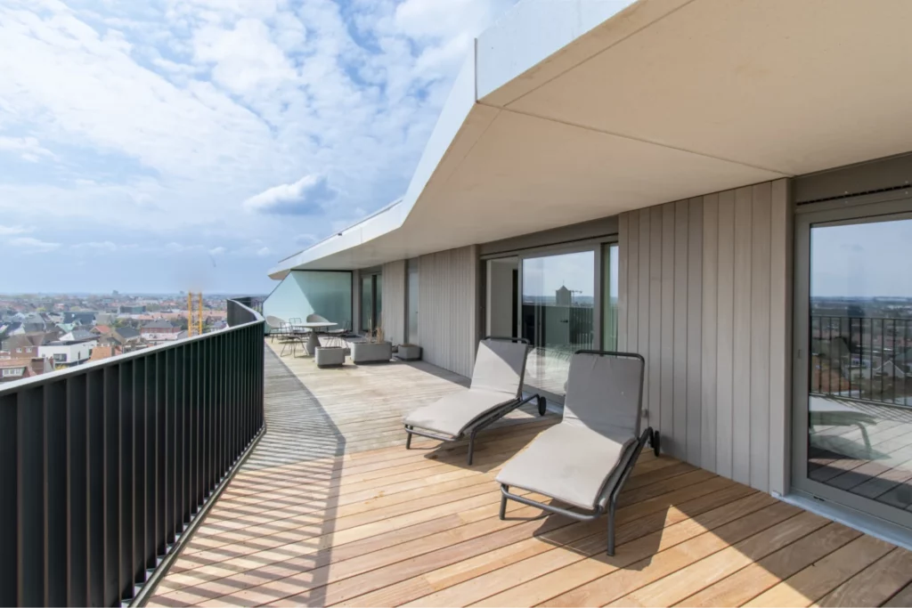Beelden – Crystal Residence